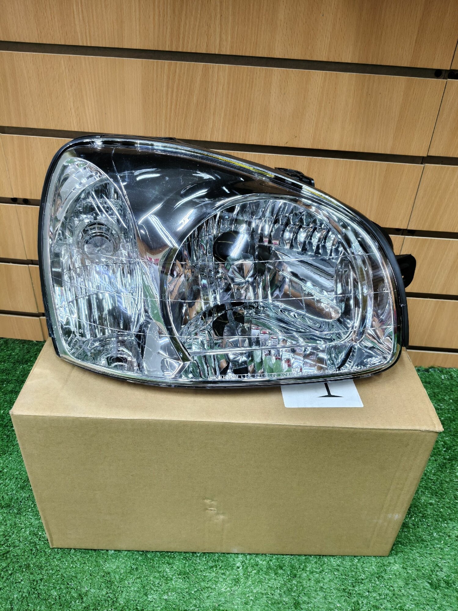 Фара передняя правая новые hyundai santa FE 00-06/ хендай тагаз