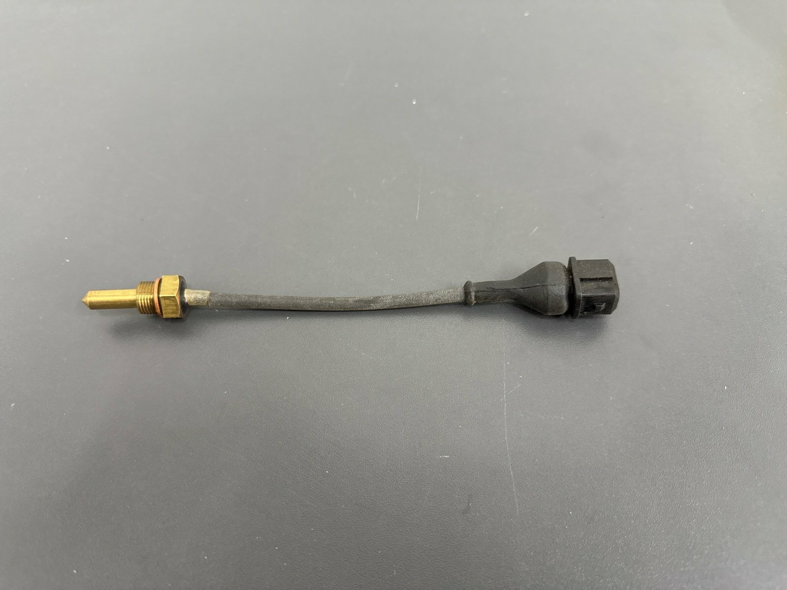 Датчик температуры охлаждающей жидкости Webasto 1319547A SPHEROS DW 230/300/350