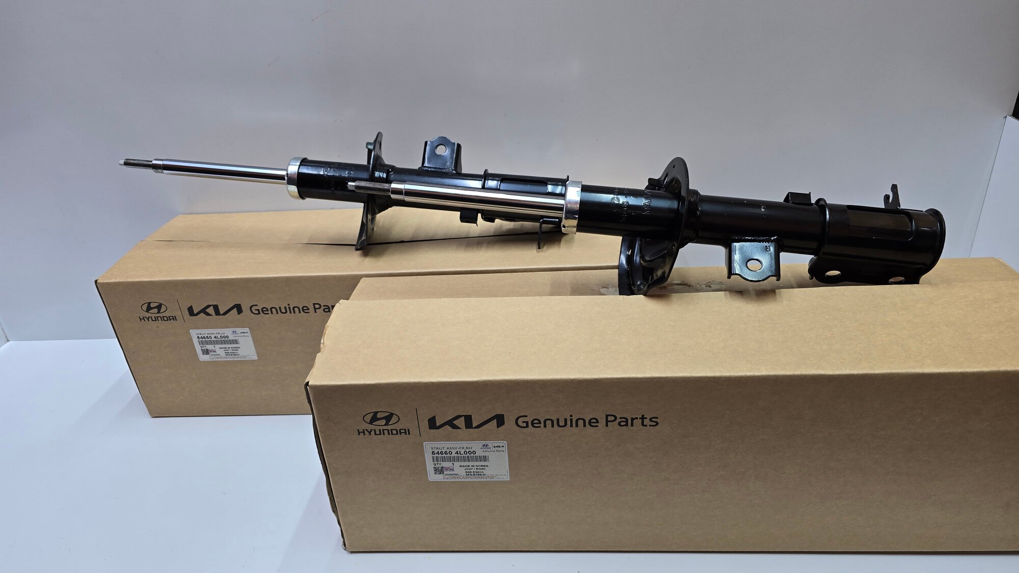 Амортизатор передний левый и правый (комплект 2 штуки) Солярис 2011-2017, Рио 2011-2017