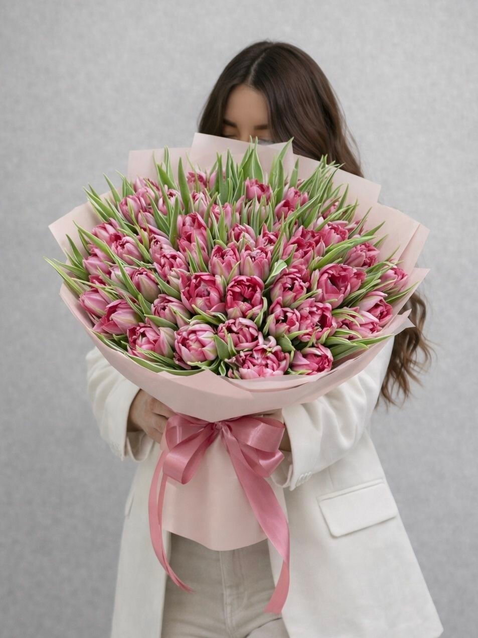 Букет из 51 розового пионовидного тюльпана