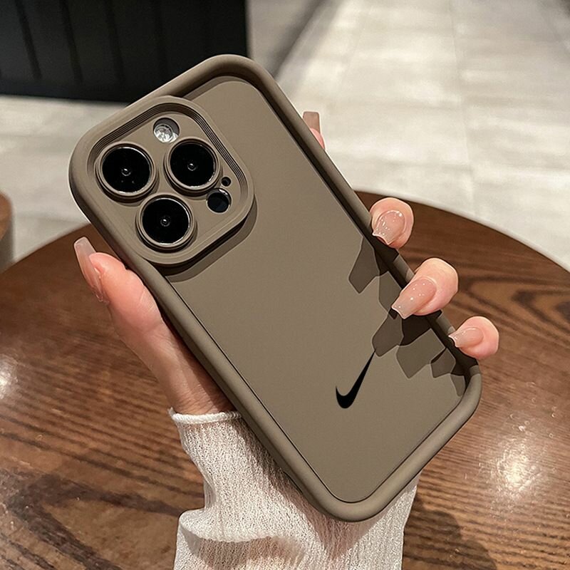 Чехол на iPhone 16 PRO MAX