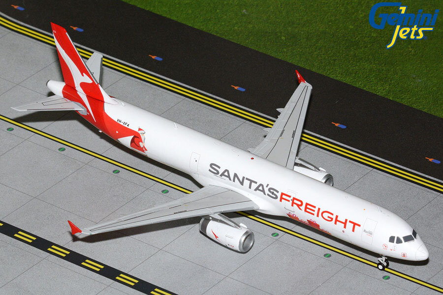 Gemini Jets Модель самолета Airbus A321P2F "Santa's Freight" Qantas