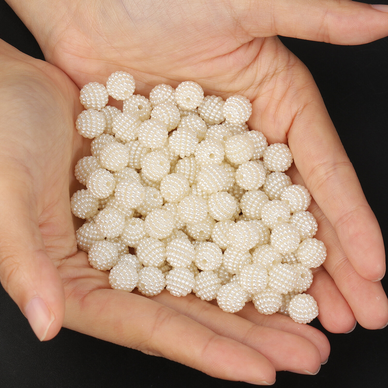 Бусины шамбала белый 10мм около 90 шт для составления