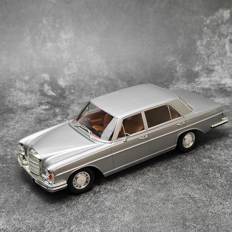 KK 1:18 Mercedes-Benz 300SEL 6.3 W109 1967-1972 Литая модель автомобиля