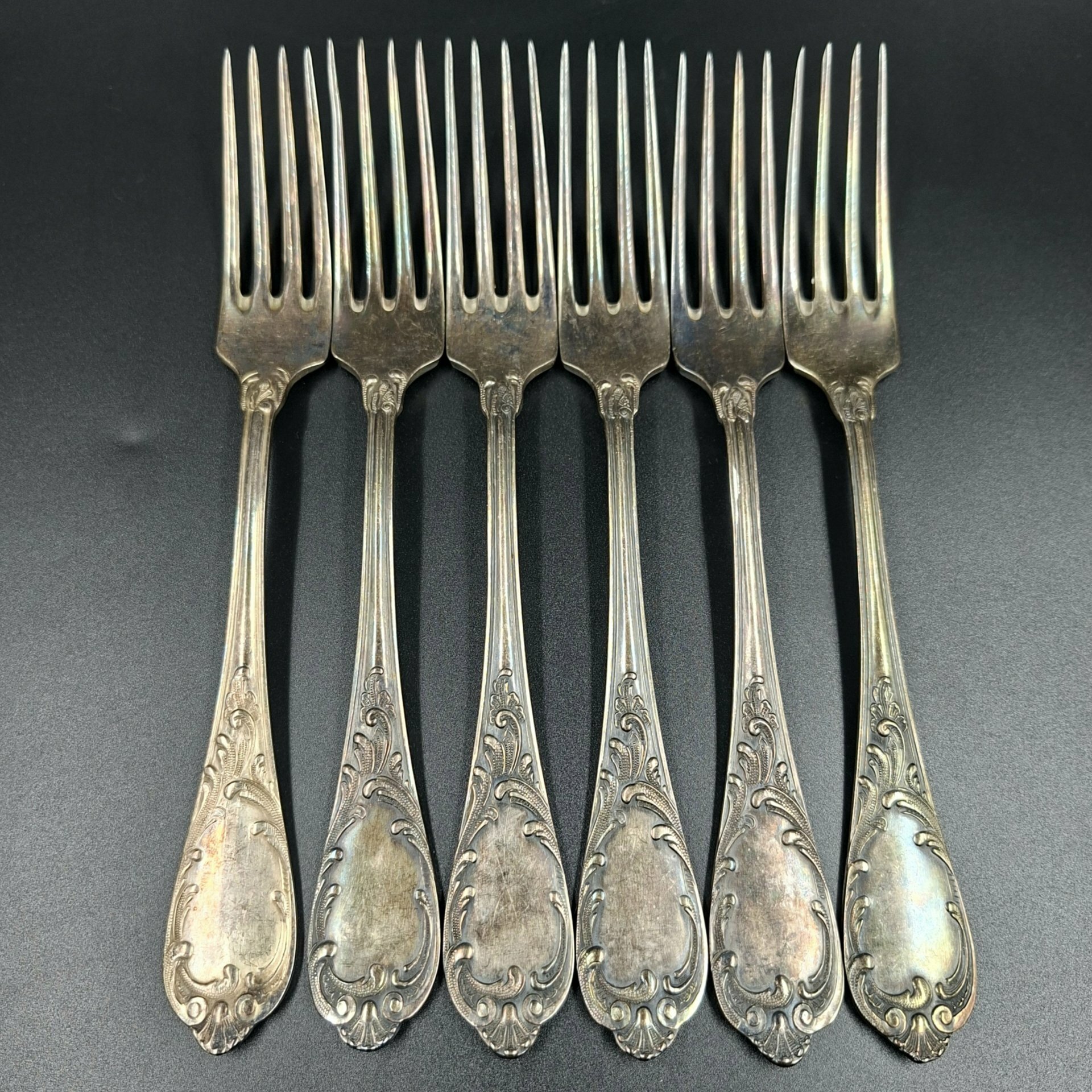 Набор из шести больших вилок с растительным декором, мНЦ (медь-никель-цинк)