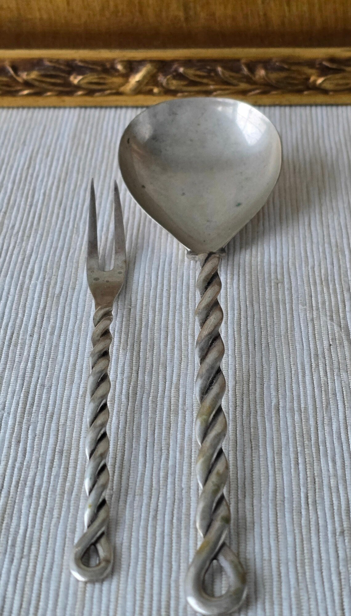 Антикварные серебряные столовые приборы