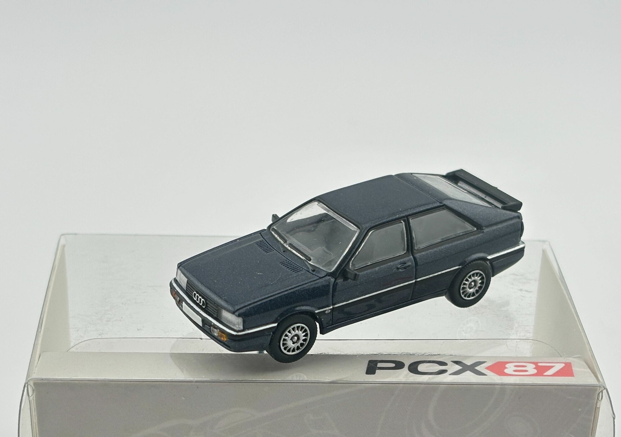 PCX Ho 1:87 Модель автомобиля audi