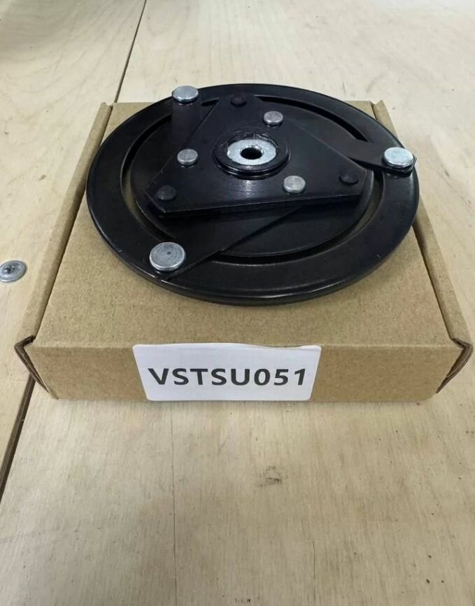 Прижимная пластина компрессора кондиционера подходит для LADA Vesta / X-RAY (Valeo DCS-17EC)