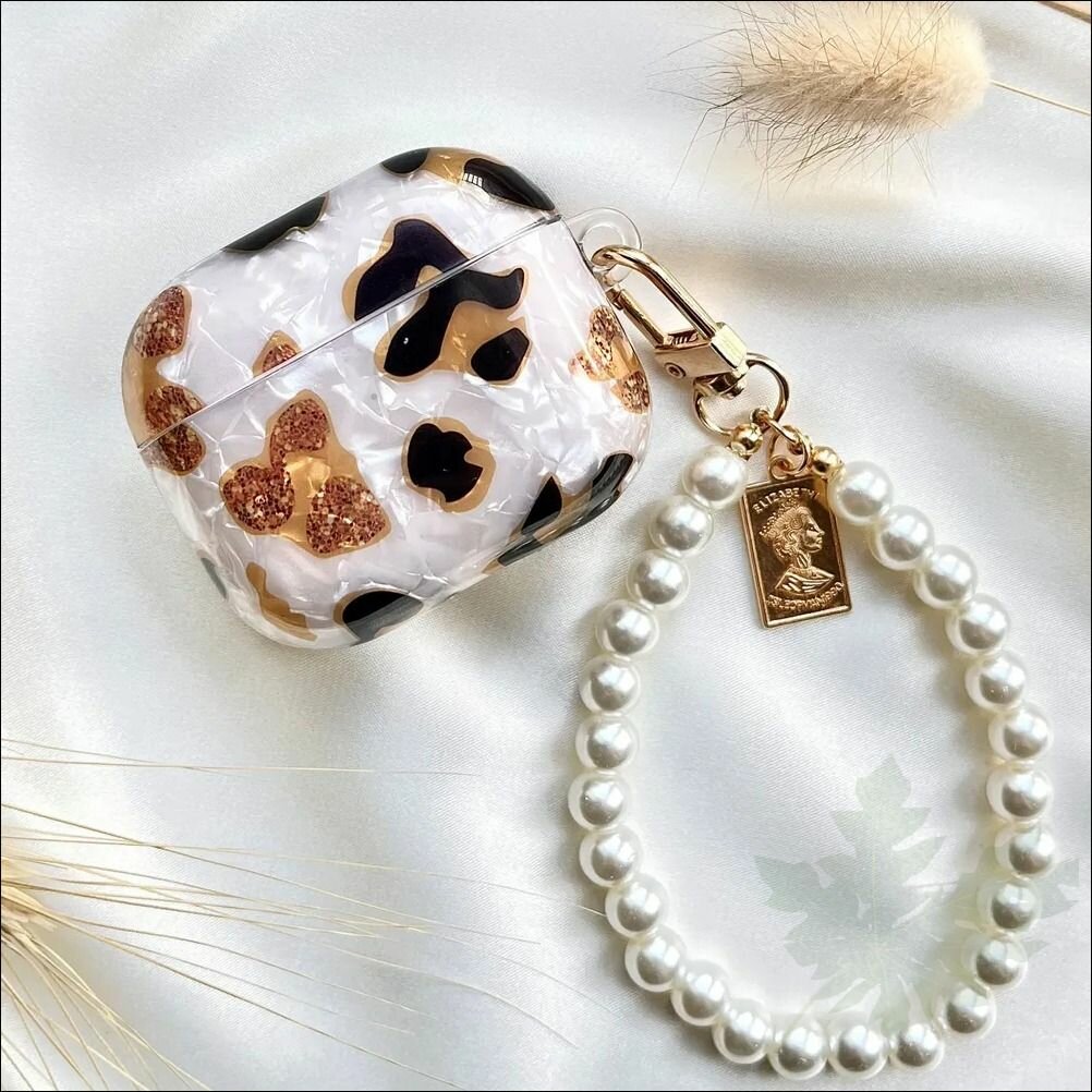 Чехол для наушников Airpods 3 ( на Аирподс 3 ) жемчужный с брелком