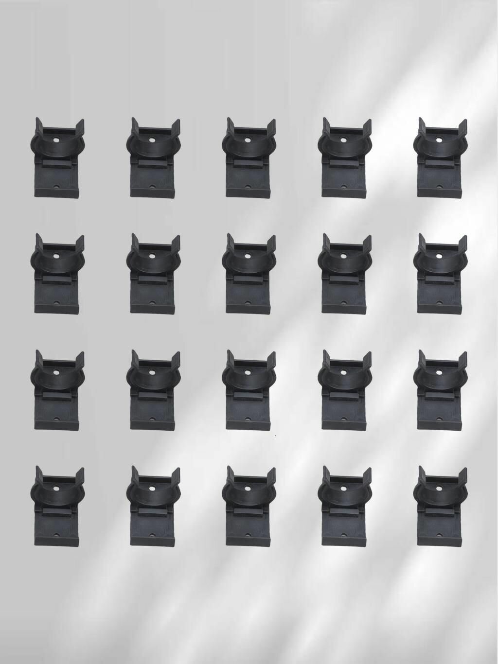 Крепёжные клипсы для цоколя кухонной мебели