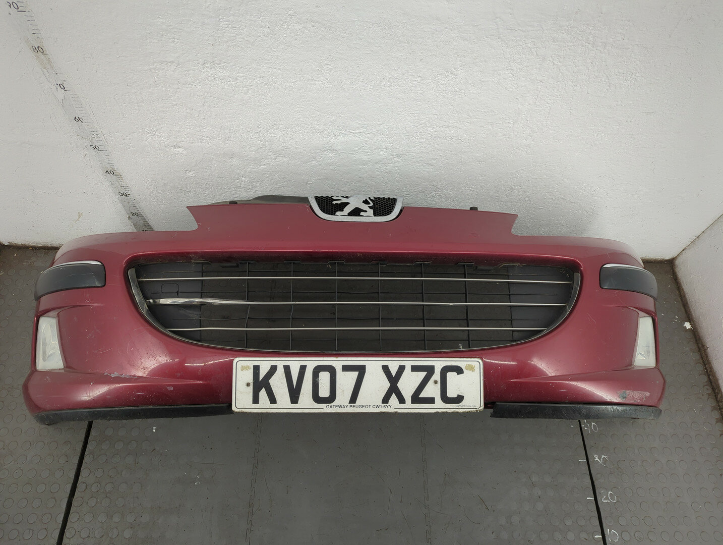 Бампер передний Peugeot 407 Б/У
