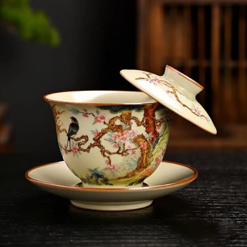 Фарфоровая чаша Gaiwan бежевая 10x9.5см, 110мл