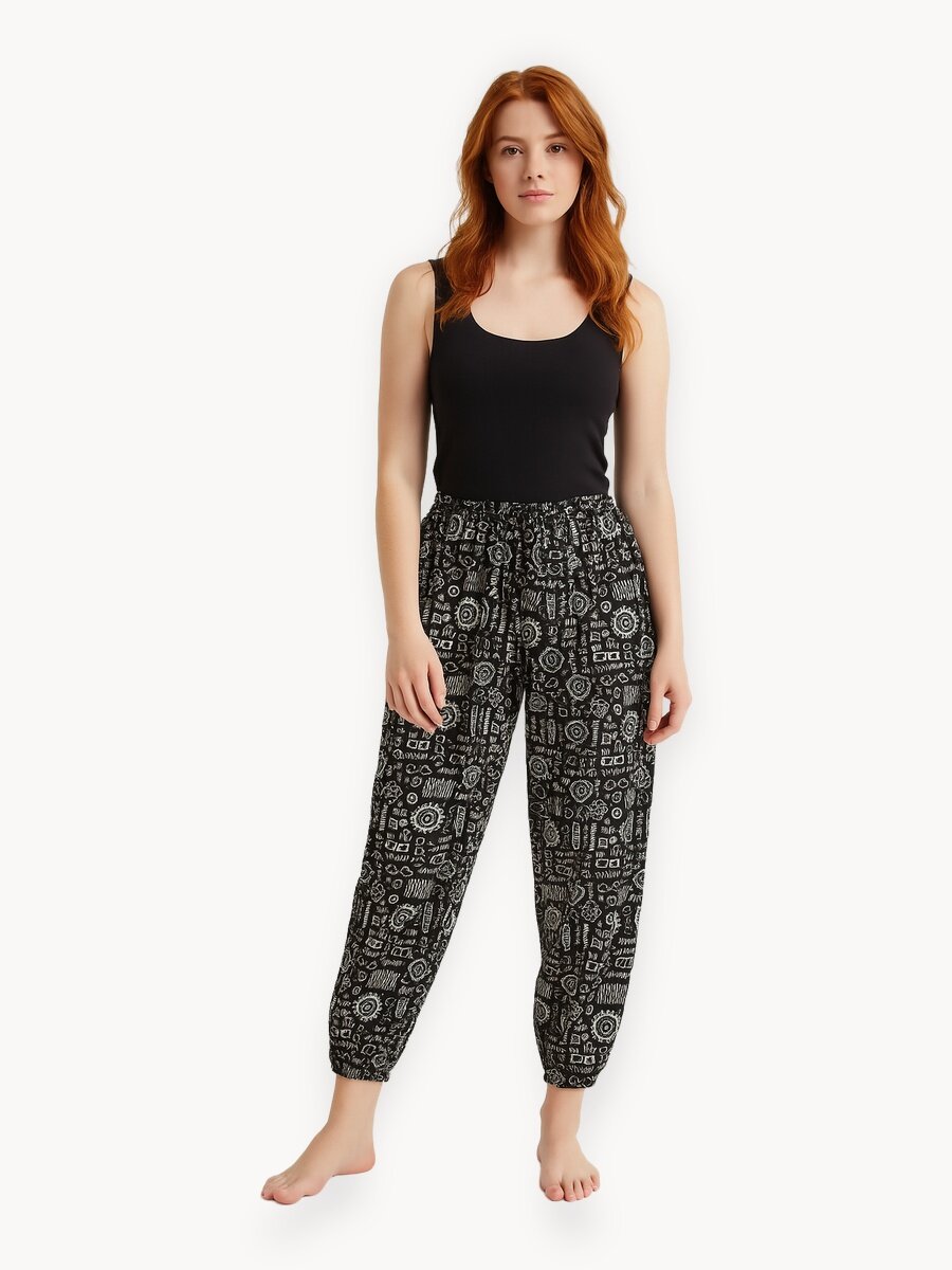 Брюки шаровары свободный стиль