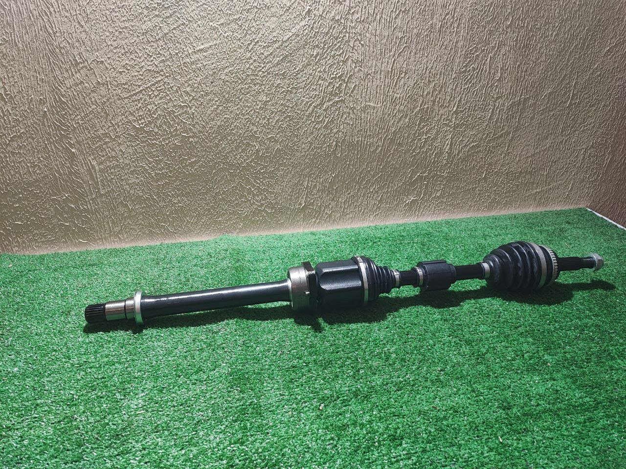 Вал приводной в сборе Toyota Ipsum ACM21 Noah ZRR70 Шлицы 26/24 ABS АТ