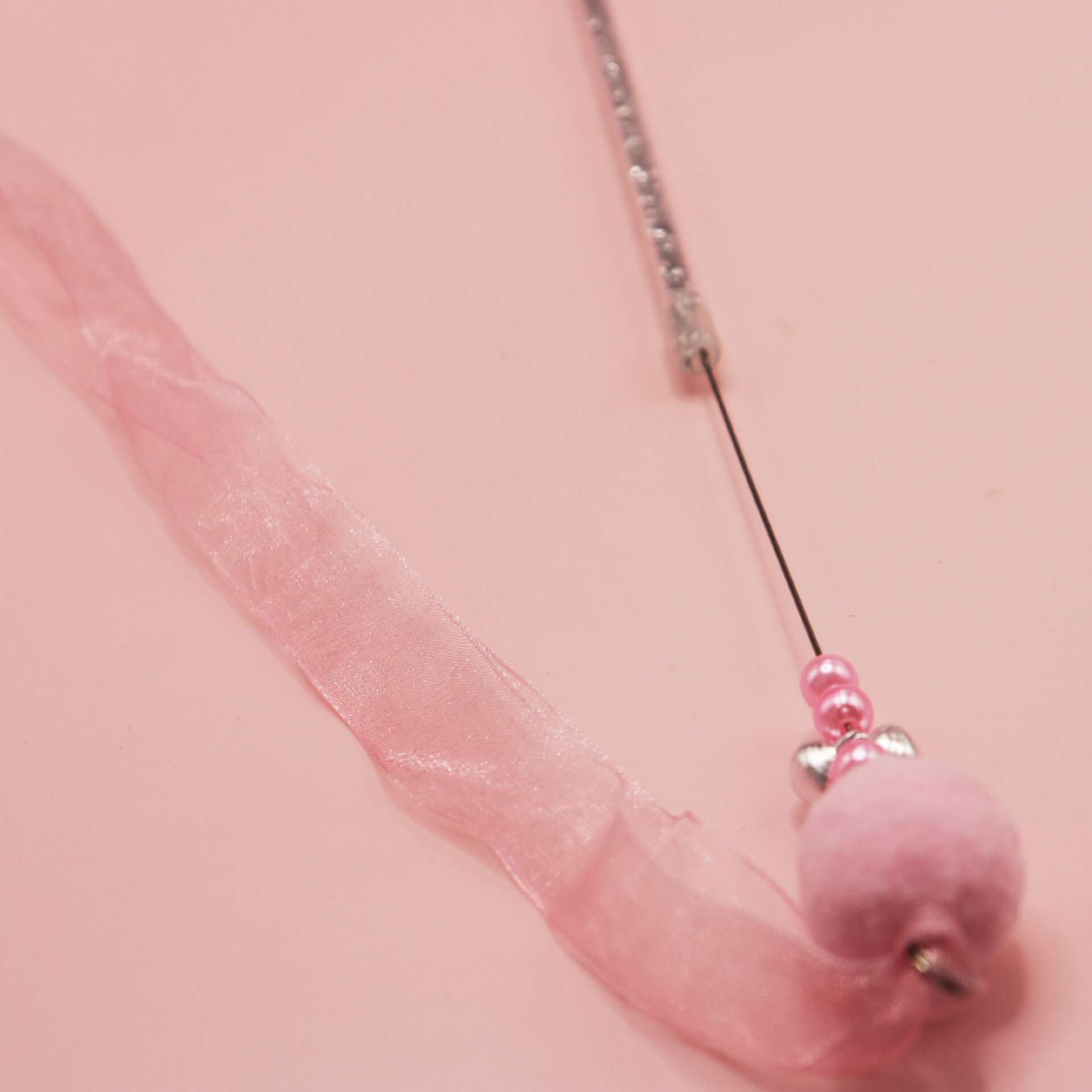 Одноразовая игрушка для кошек с перьями и колокольчиком, розовая - интерактивная игра