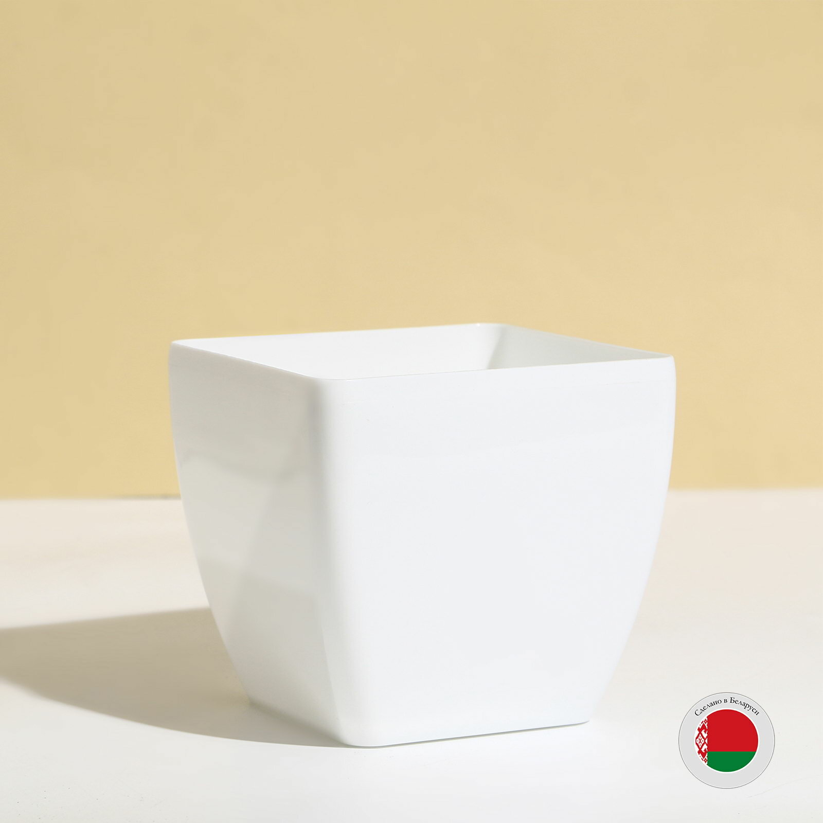 Кашпо для цветов, 1.5 л, 13x13x12 см, пластиковое, белое, форма фигуры: квадрат