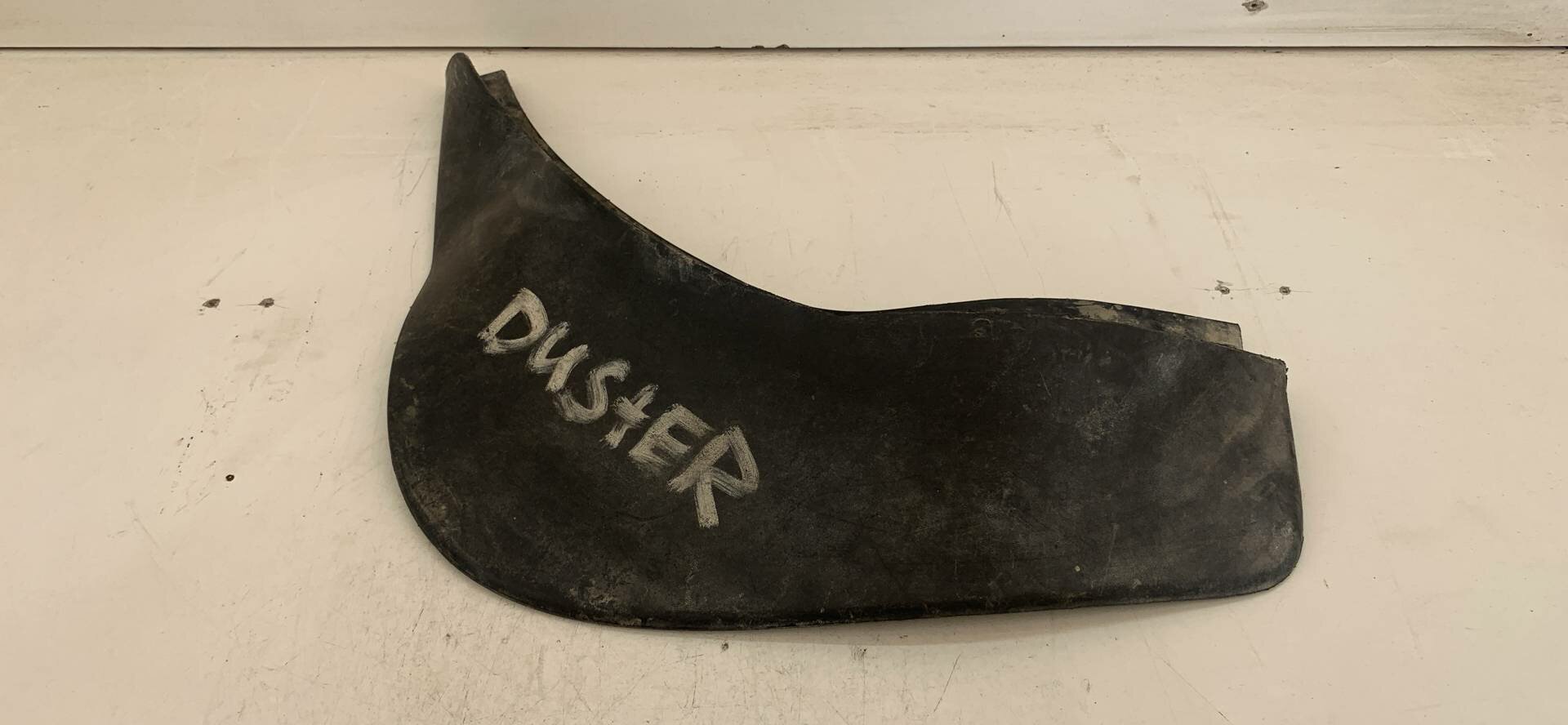 Брызговик задний левый Renault Duster рест. (2015 - 2021) 788134346R