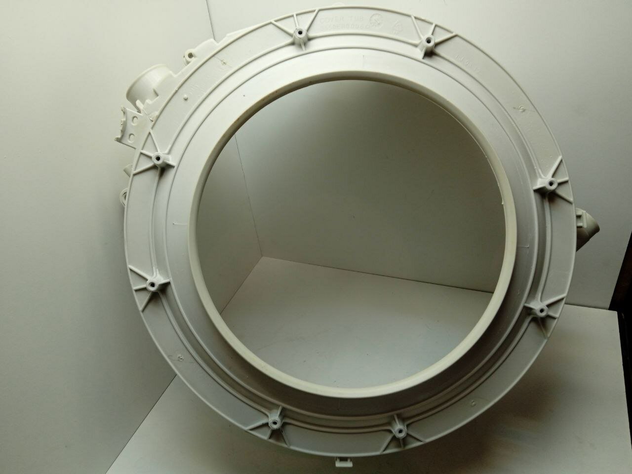 F1058ND кт5 Передний полубак для стиральной машины LG 3550ER0006 б/у