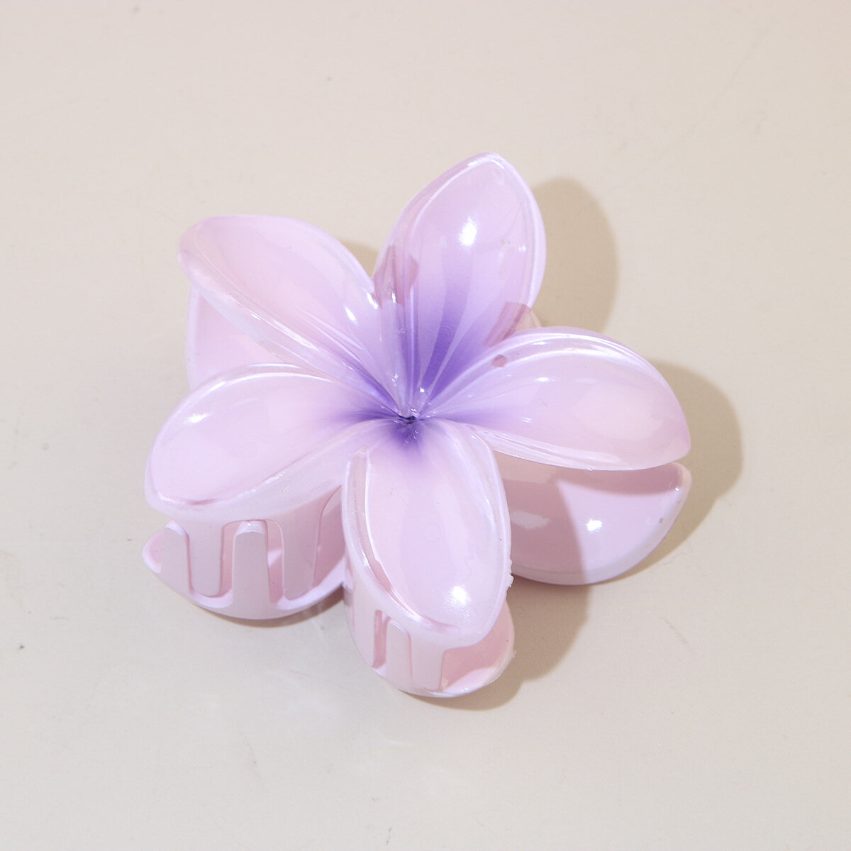 Европейская и американская кросс-бордерная цветная заколка для волос с плюмерией, цветочная зажимная заколка, винтажная элегантная полузажимная заколка для женщин, заколка для затылка в виде акулы