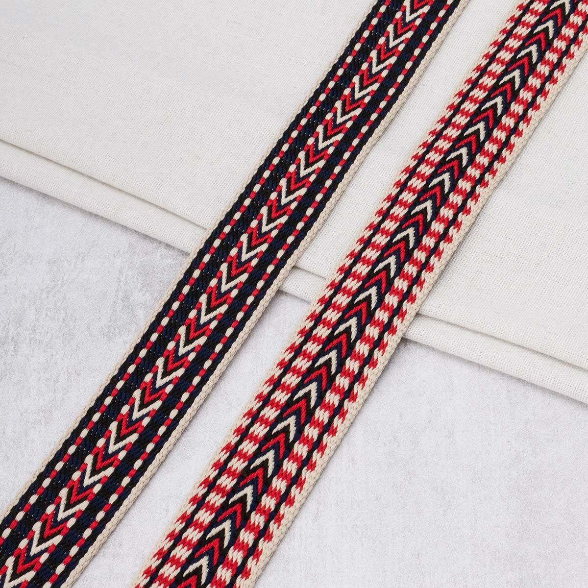 3Al362 Стропа ременная с принтом (100% полиэстер) 38мм*3м/упак (T0208 красный/тёмно-синий/молочный)