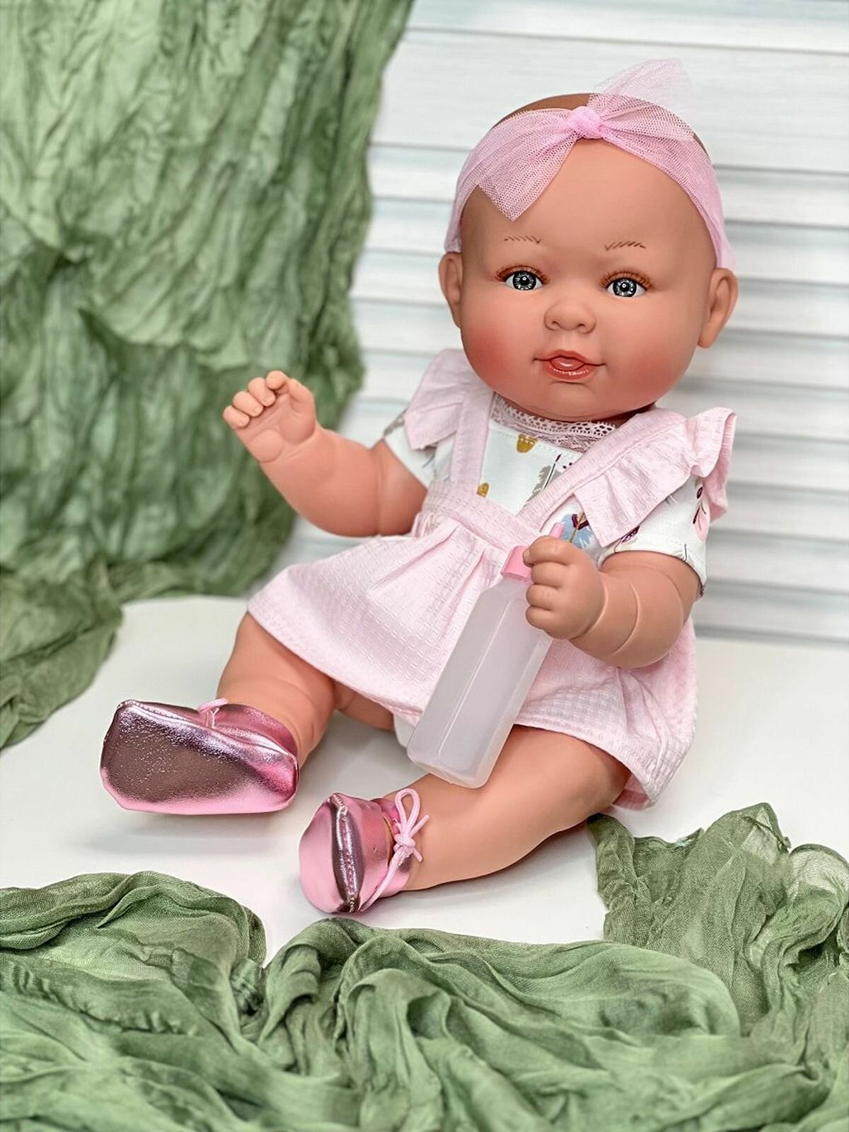 Кукла Manolo Dolls виниловая Manolita 45 см