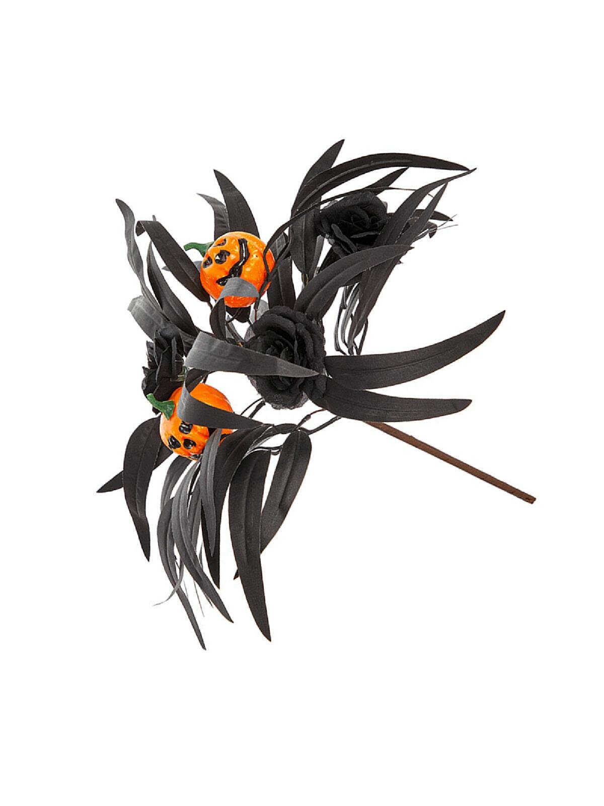 Букеты на Хэллоуин, букеты из черных цветов, искусственные цветы на Хэллоуин