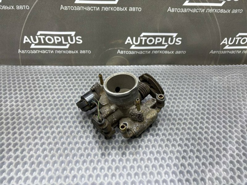 Дроссельная заслонка Ваз Priora 2007 (1.6 16V 21126) Б/У с пробегом
