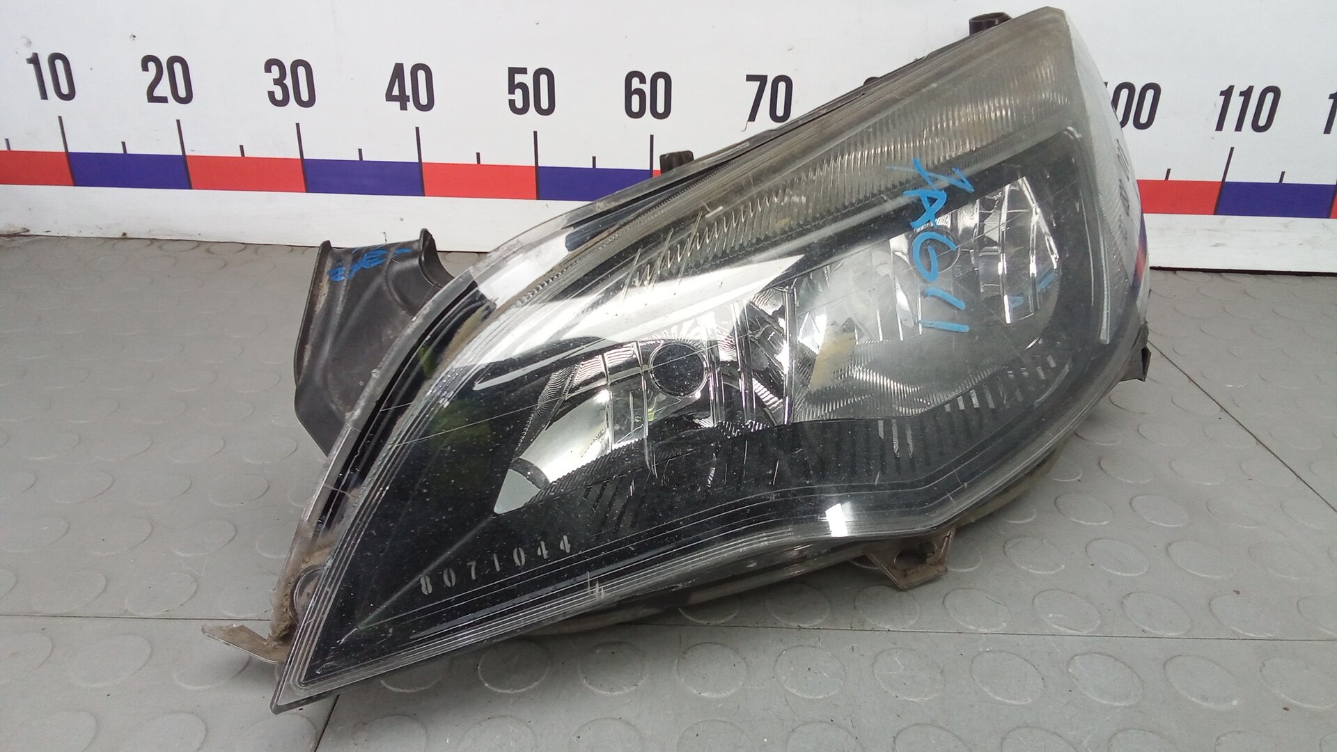 Фара левая OPEL ASTRA J