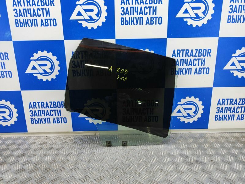 Б/У Стекло двери задней правой Renault Duster HS / Рено Дастер HS 1.6 K4MA606 102 Л.С 2013