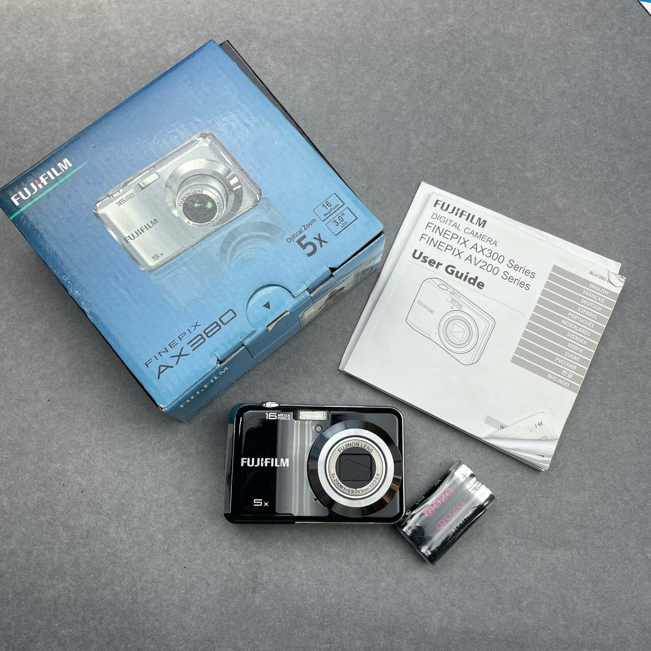 Цифровой компактный фотоаппарат Fujifilm FinePix AX380, с коробкой