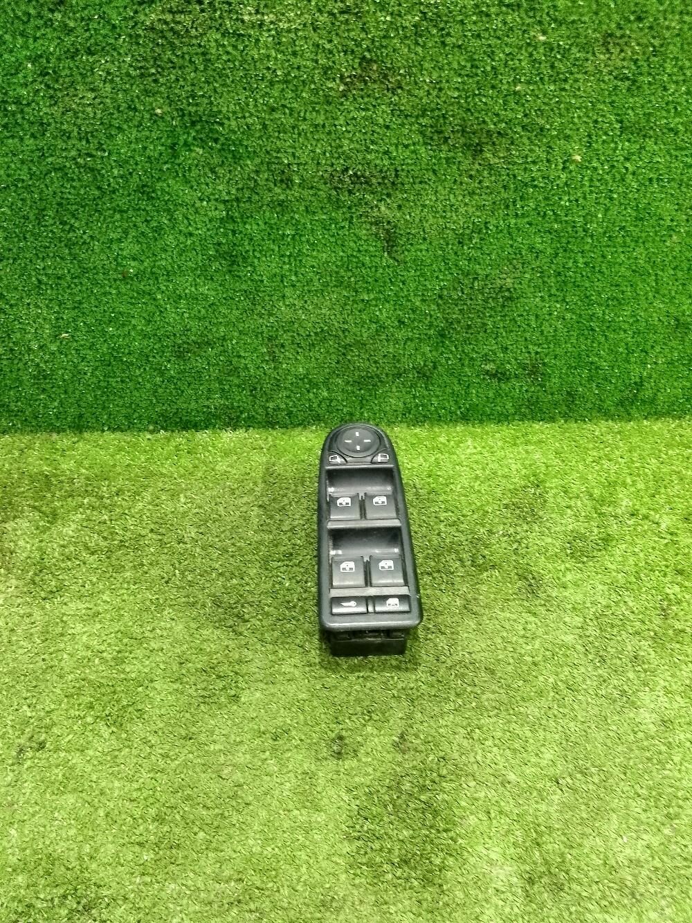 Блок управления стеклоподъемниками Datsun on-DO I Б/У с пробегом