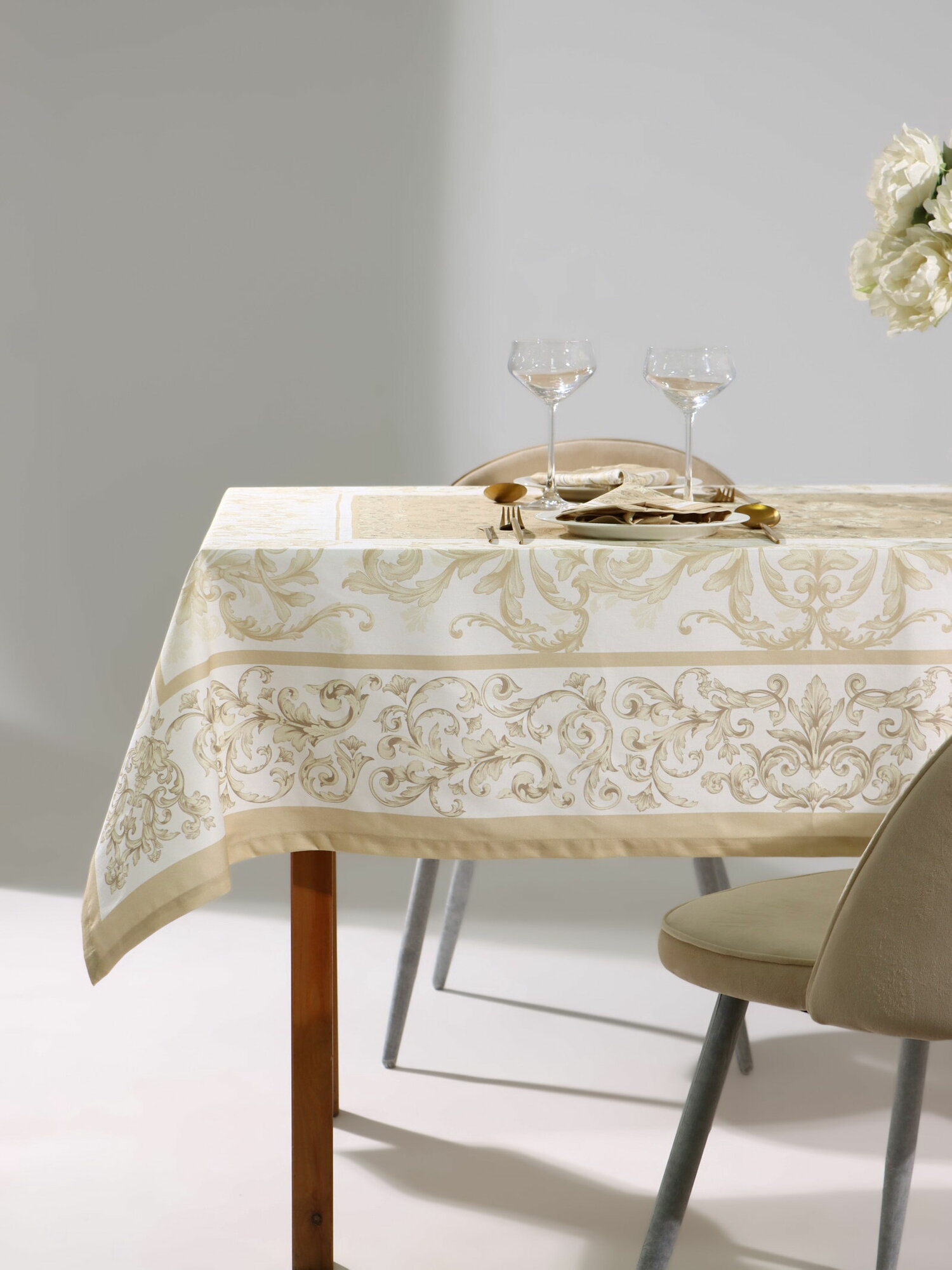 Набор кухонный "Этель. Классика": скатерть 110x145 см, салфетки 40x40 см, 4 шт, 100% хлопок