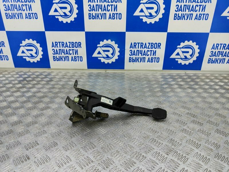 Б/У Педаль сцепления Ford Focus 3 MK3 / Форд Фокус 3 MK3 1.6 PNDA 125 Л.С. хэтчбек 2012