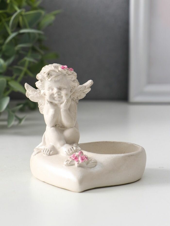 Сувенирная фигурка Хорошие сувениры на 1 свечу, Ангел на сердце, 8х7х7.5 см, перламутровое покрытие