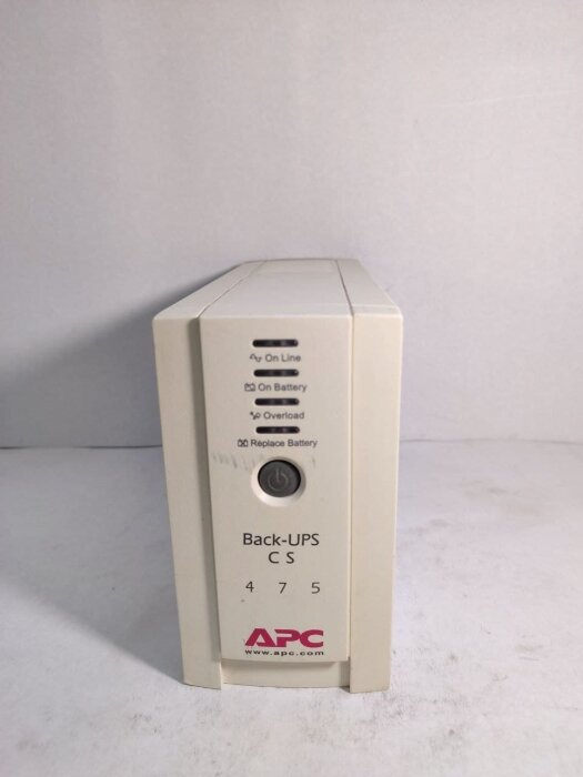 Источник бесперебойного питания автономный APC Back-UPS CS 475 300ВТ без АКБ