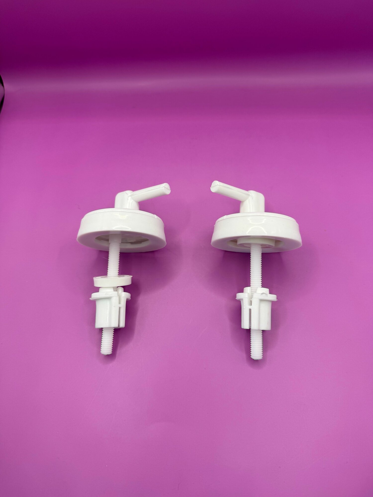 Крепление для крышки унитаза Е702-5; крепление для сидение универсальное