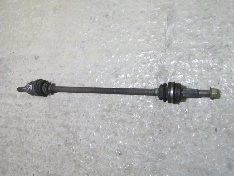 Привод задний левый или правый 39600CA000, 396001AA0B Ниссан Мурано Z50-51 со Шрусами