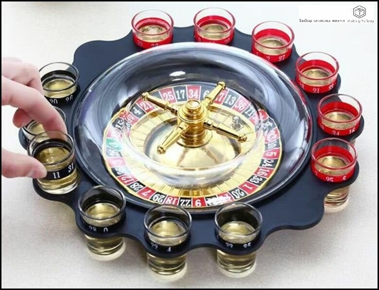 Настольная алкогольная игра шахматы / Подарочные шахматы с рюмками / Настольные игры для вечеринок с друзьями