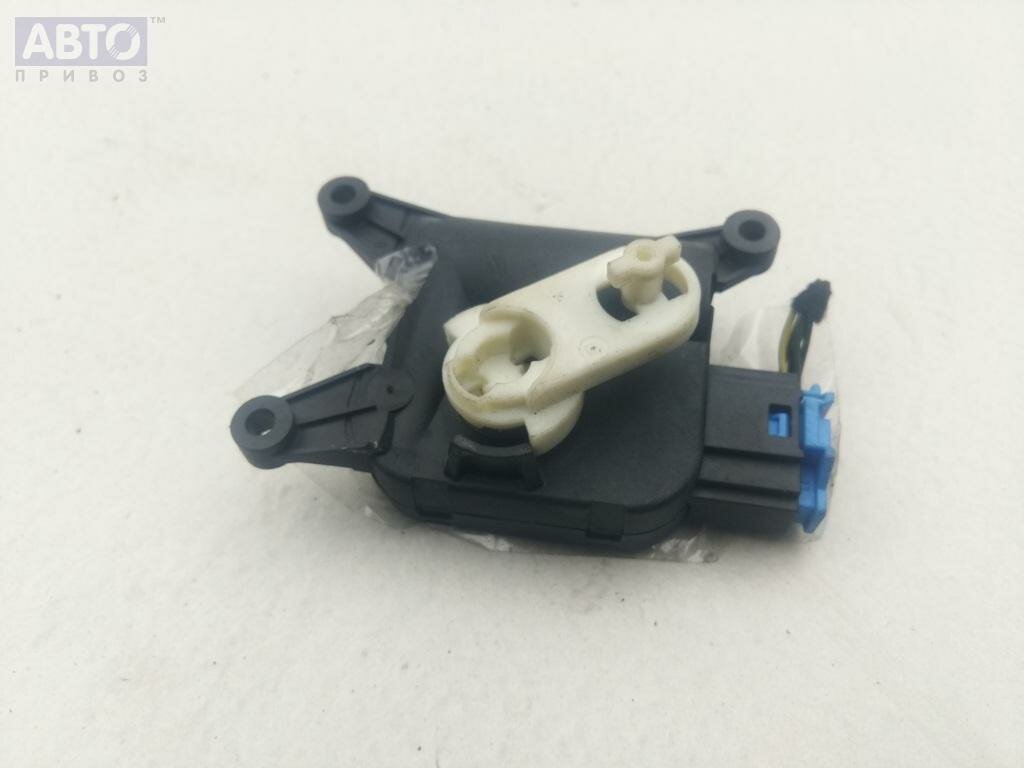 Моторчик заслонки отопителя Volkswagen Golf-5 Plus