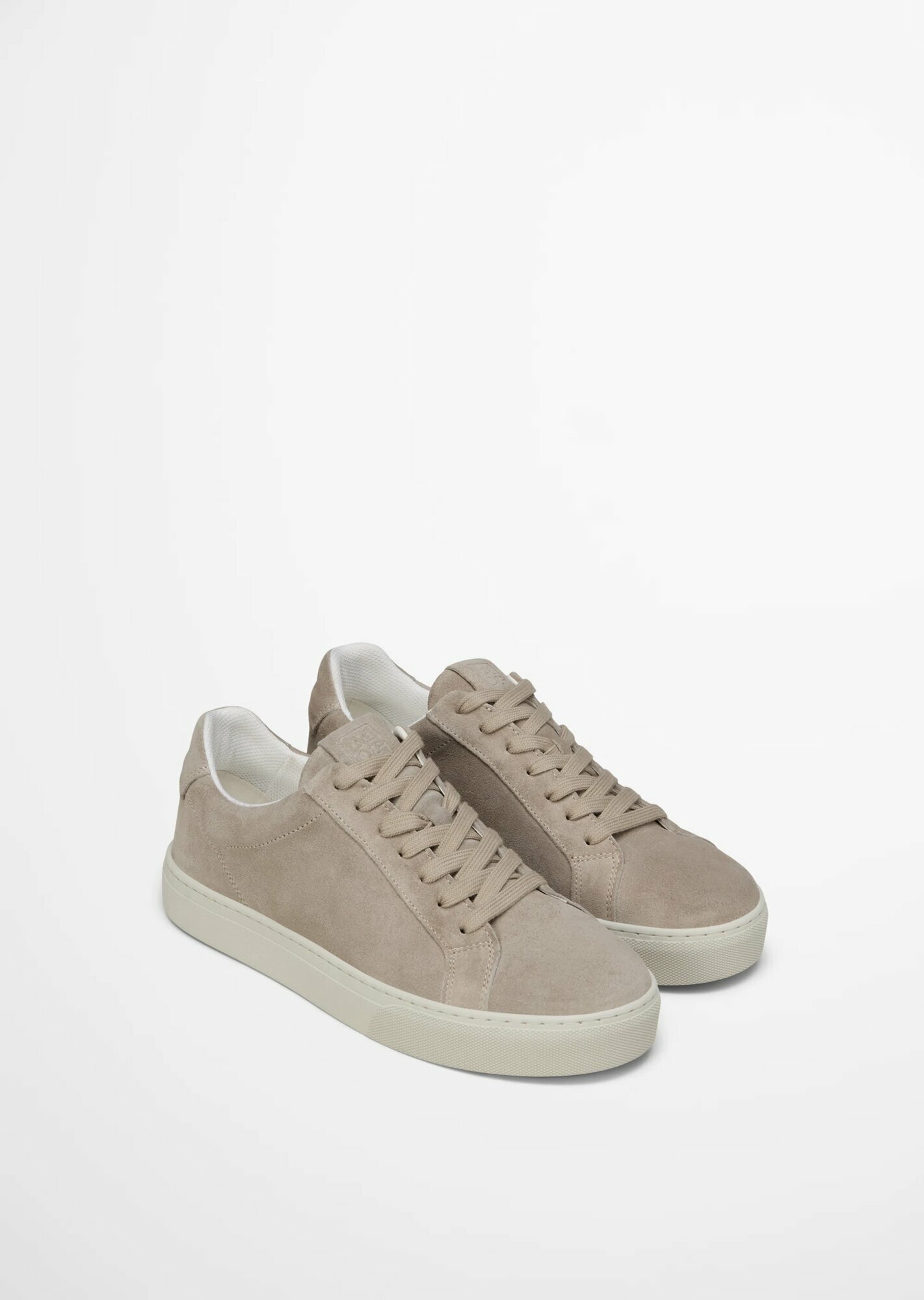 Кроссовки повседневные