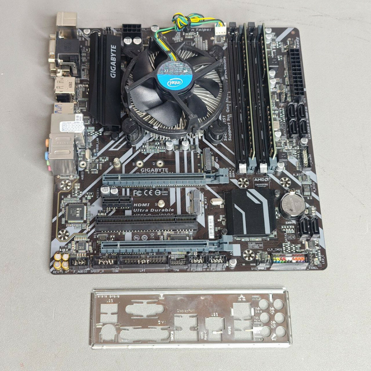 Комплект мат плата Gigabyte b365m-d3h s-1151v2 + Core i3 -8100 + 16Gb+ кулер