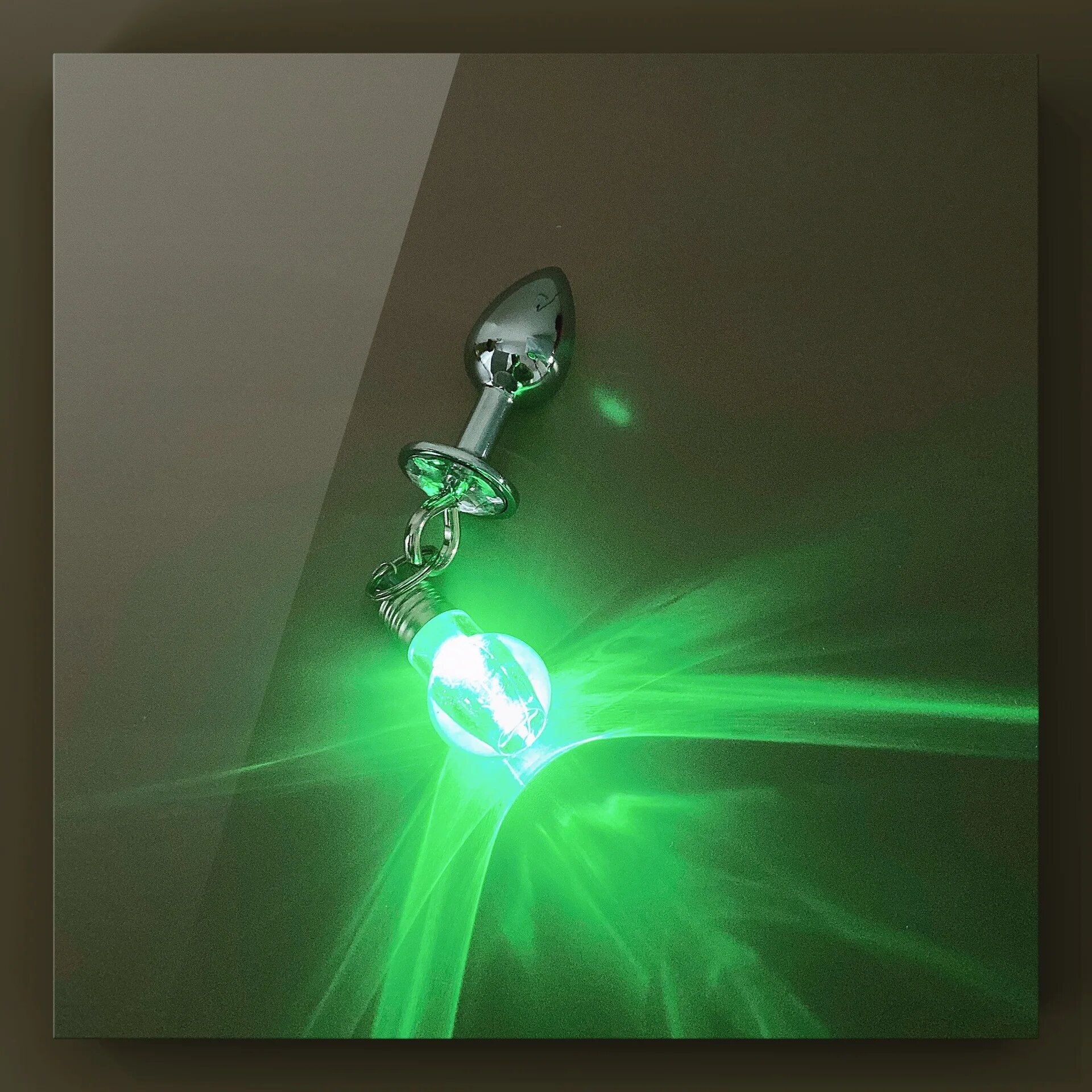 Светящиеся анальные пробки, эротический аксессуар для ночной вечеринки, секс-игрушка для женщин, пара, Анальная пробка, стимуляция влагалища, 2,8 см, анус, сексуальная игрушка, фаллоимитатор