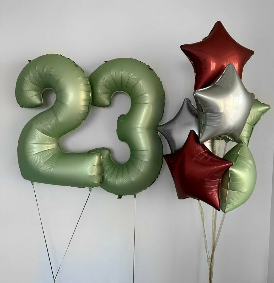Композиция из шаров на 23 февраля с цифрами