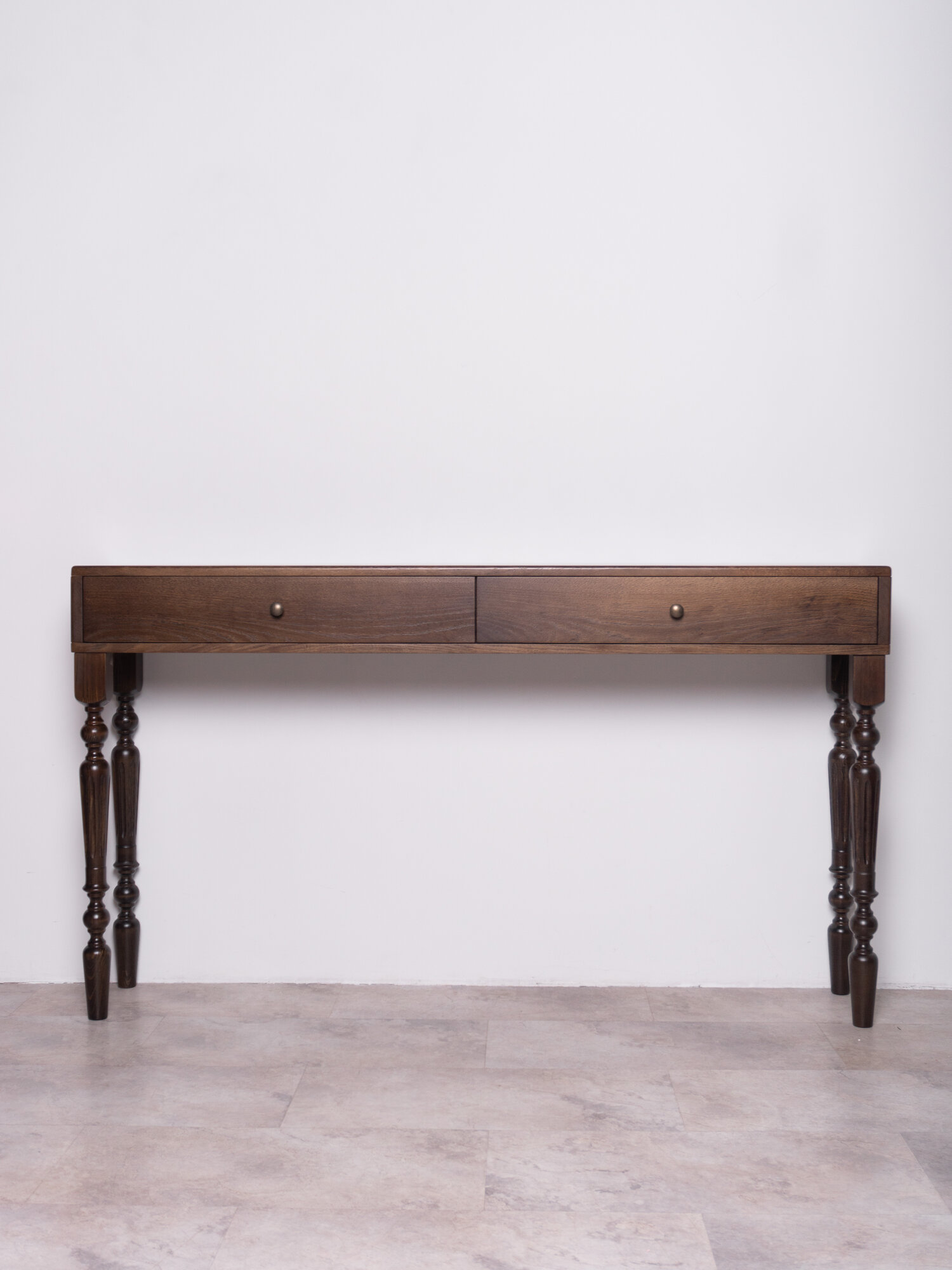 Консоль, тумба напольная, 120 см, Loft Woods из массива дуба, точеные ножки, два ящика