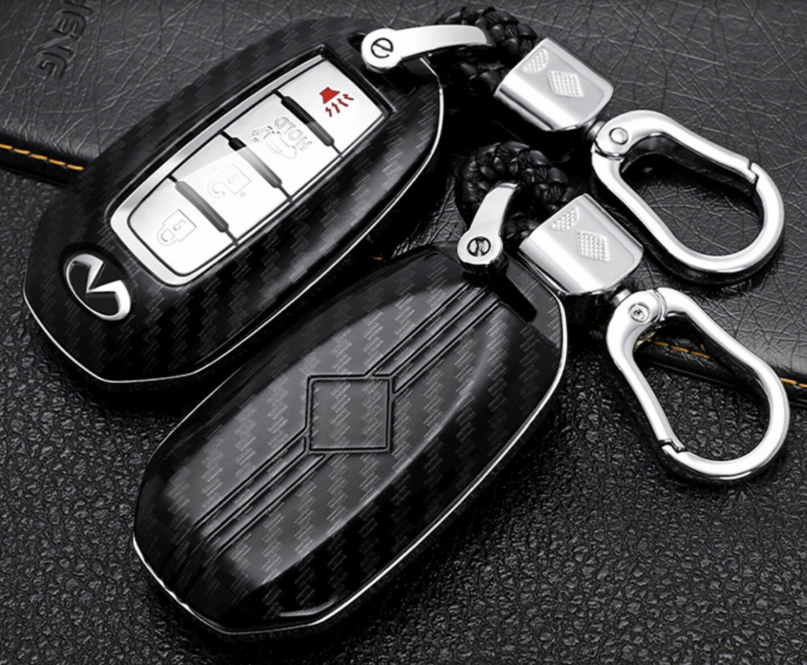 Чехол MyPads M-237191 для ключа INFINITI с карбоновым рисунком и брелком