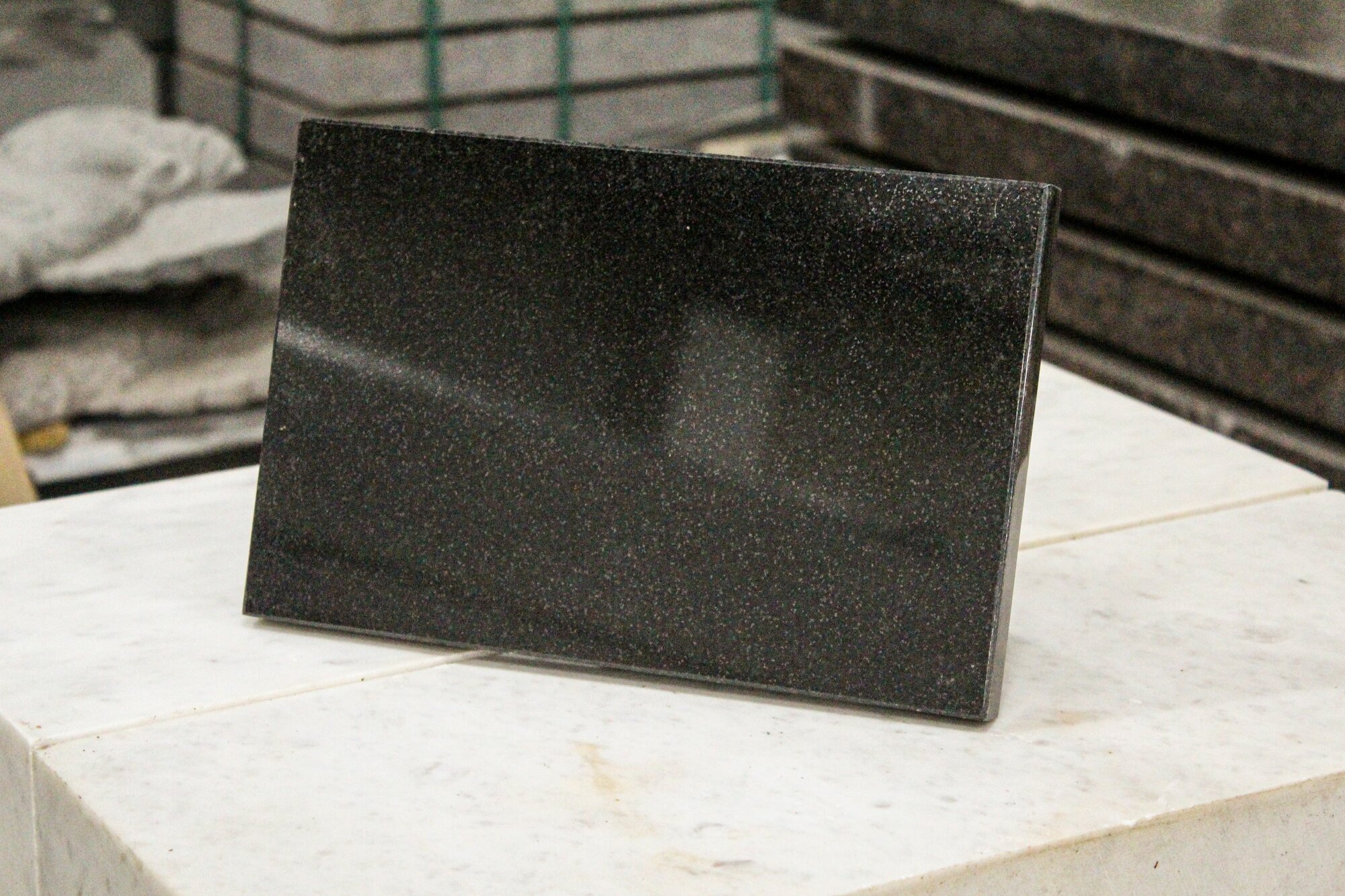 Гранитная плита для работы с кожей, пробойников, тиснение штампами