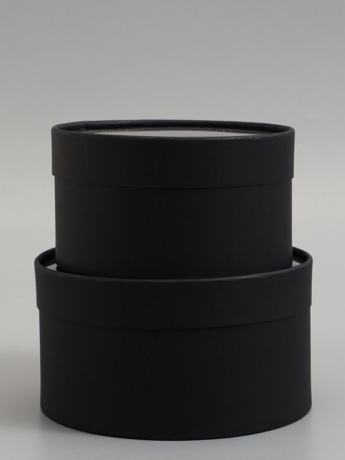 Набор подарочных коробок 2 в 1 круглых, черная, с окном, 21×11 - 18×10 см