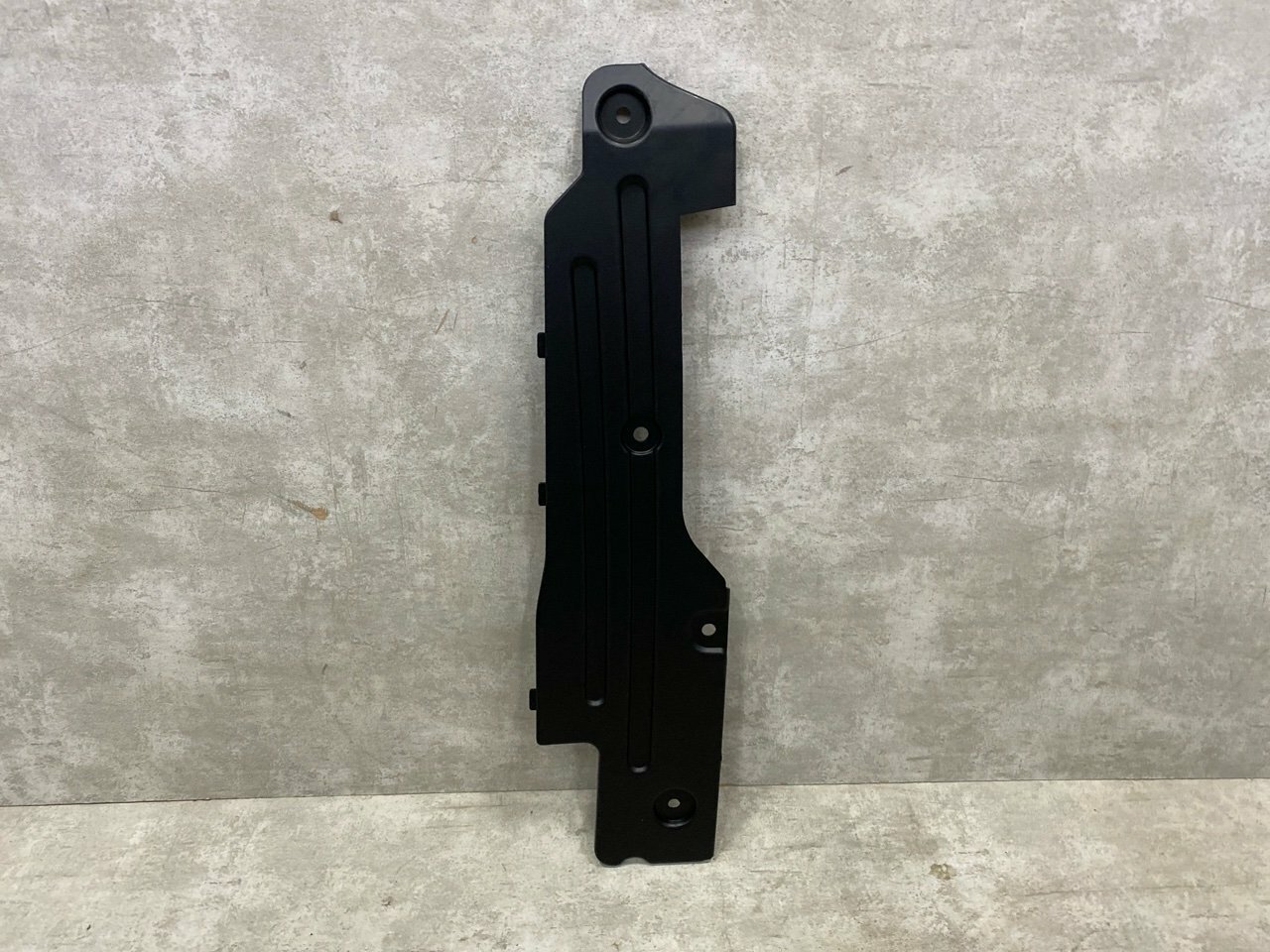 Облицовка фары правая VOLVO FH12 FH16 FM12 задняя (вольво ФШ ФМ)