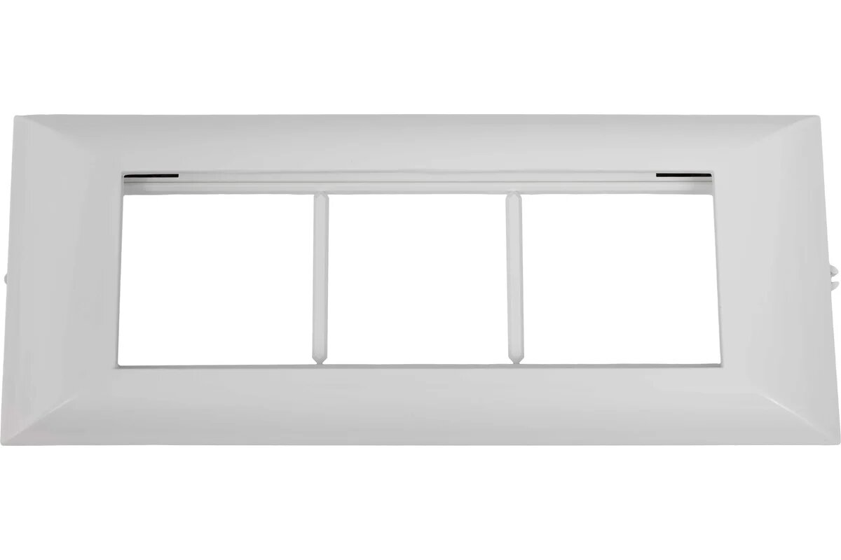 Суппорт для розетки 45х45 Gigant 73916-1GI из прочного ABS‑пластика, белый цвет, 6 модулей, монтаж в кабель‑каналы Gigant с крышкой 100x55, 100x40, 150x55.