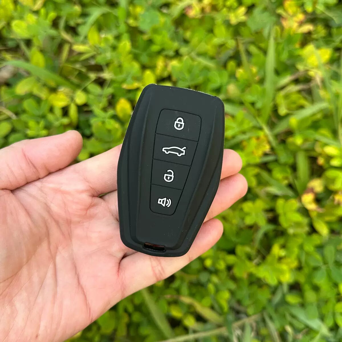 Силиконовый чехол для ключа автомобиля Geely Emgrand GL, Binyue, Xingyue L - Кнопка гудка, Черный, Устойчивый к погоде